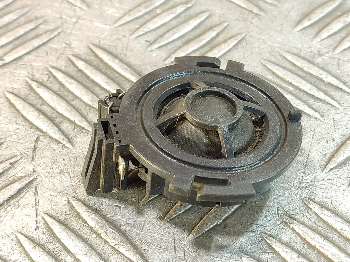 Динамик AUDI A6 C6 4F0035399A