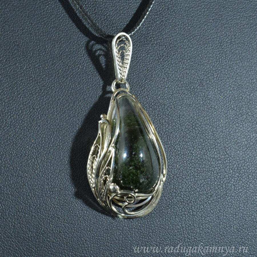 Подвеска, кварцит