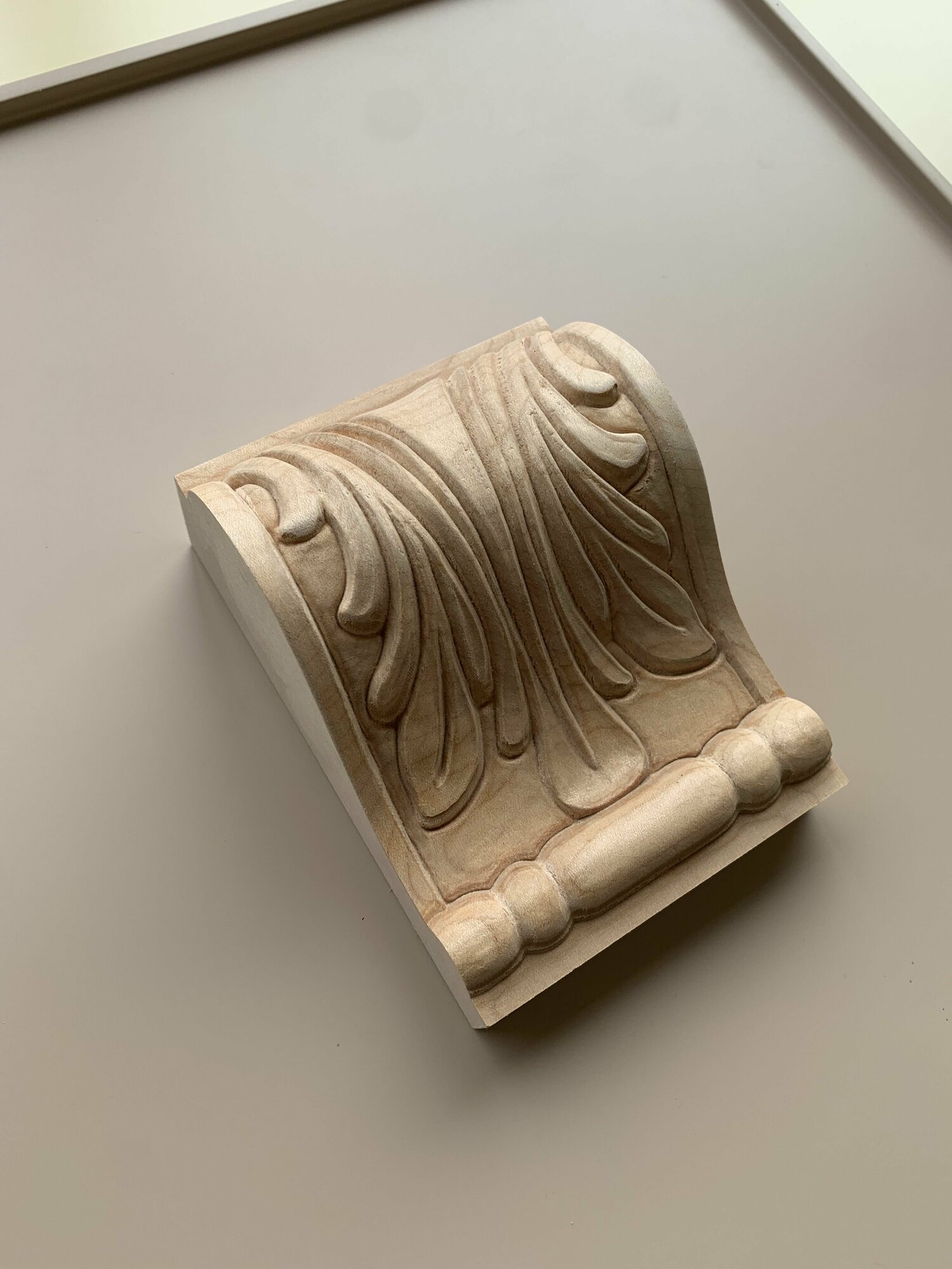 Резной декор KA554 из массива Бука 90 x 120 x 50 (мм)