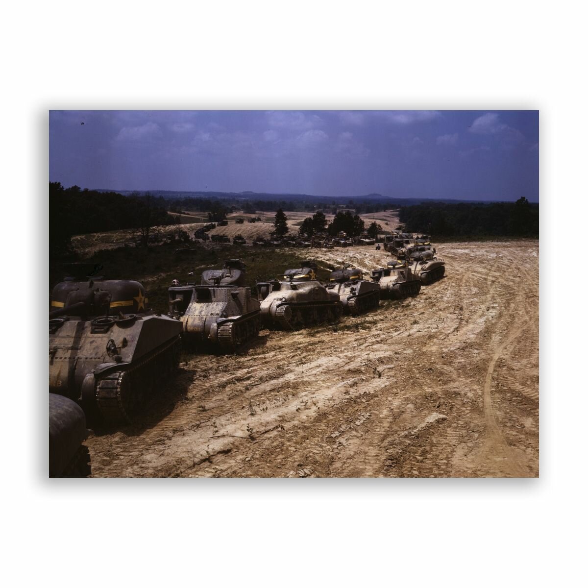 Постер, плакат на бумаге / Американские военные 40-х годов - Танки / Размер 30 x 40 см