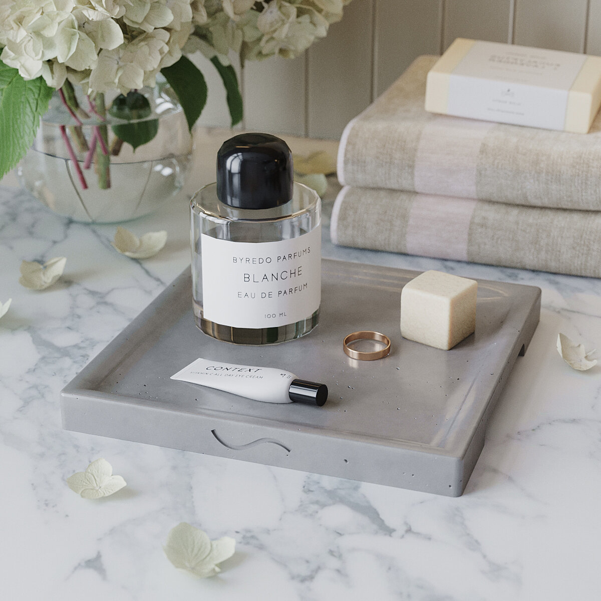 Декоративный поднос MUSKO HOME Dorian Square S, 20x20 см, бетон, серый глянцевый