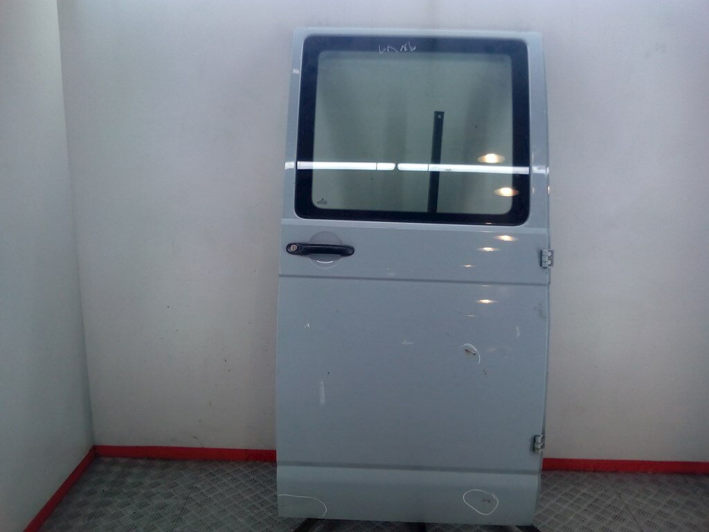 Дверь задняя правая Volkswagen Transporter (T5) 7LA841080 арт. 525071