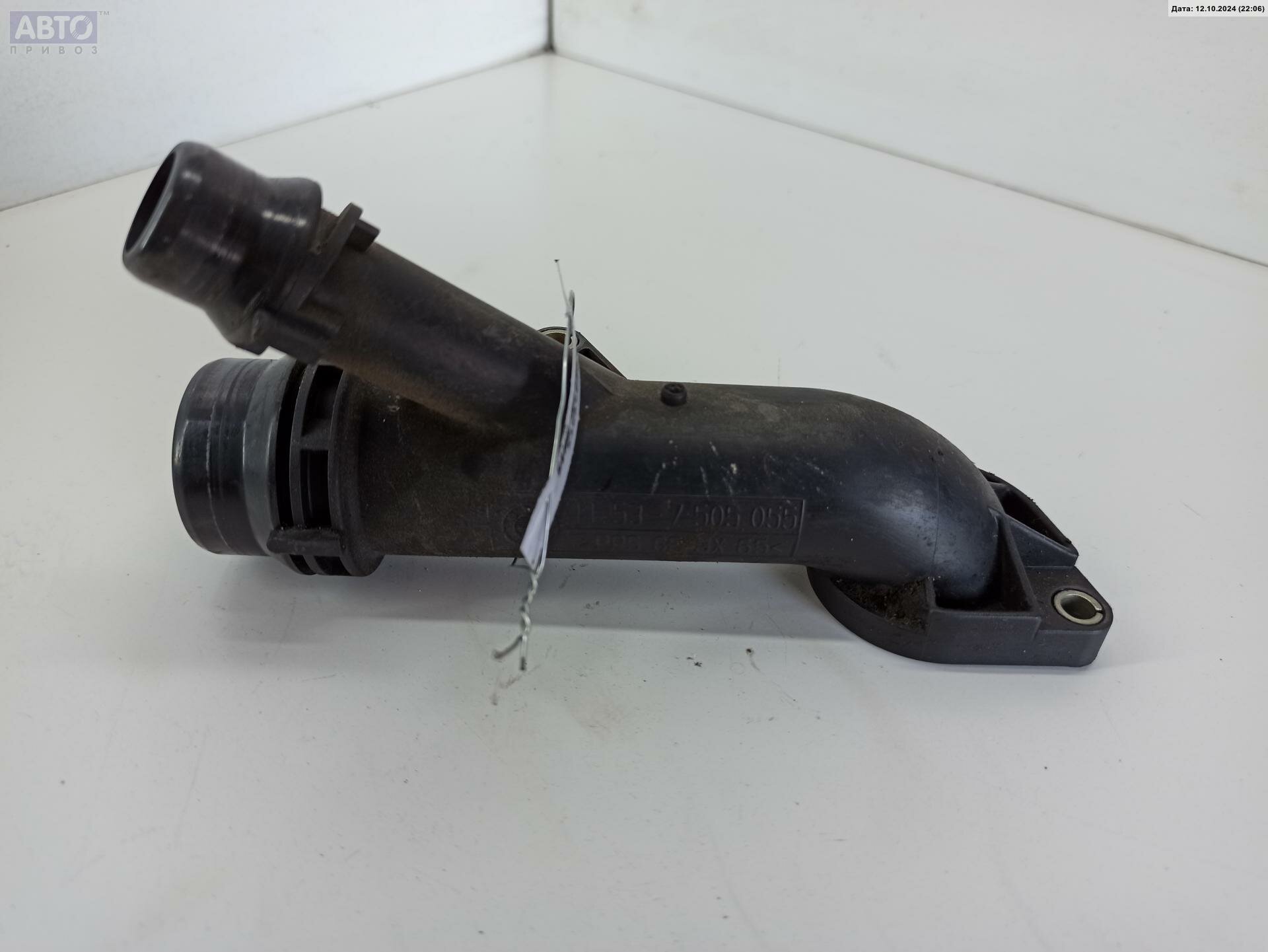 Фланец (тройник) системы охлаждения BMW 3 E46 (1998-2006)