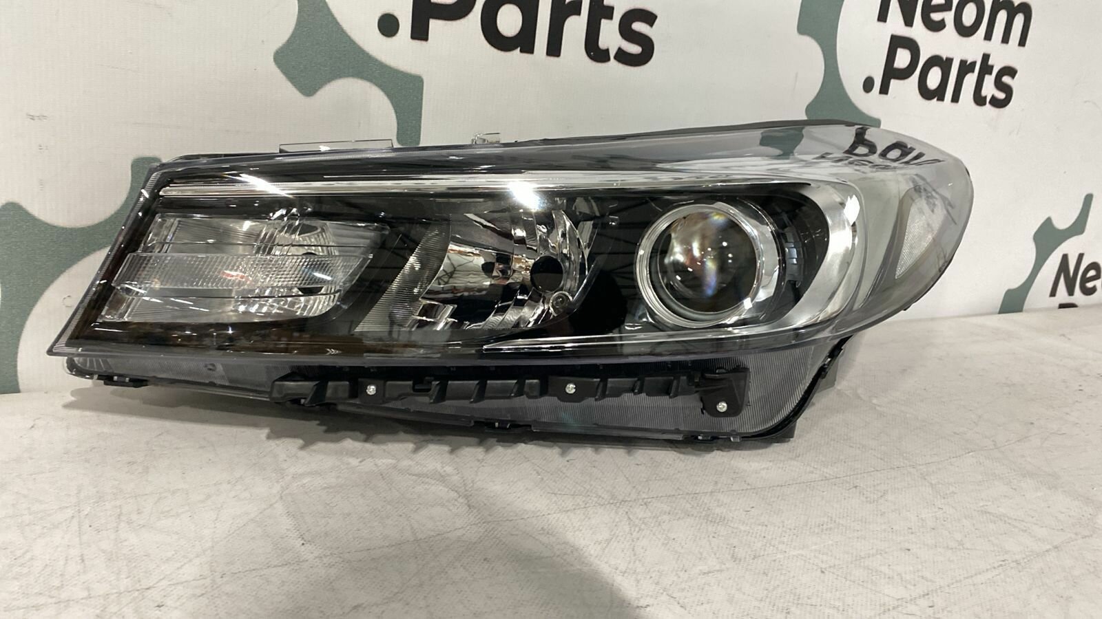 Фара левая Kia Cerato 3 YD 16-18