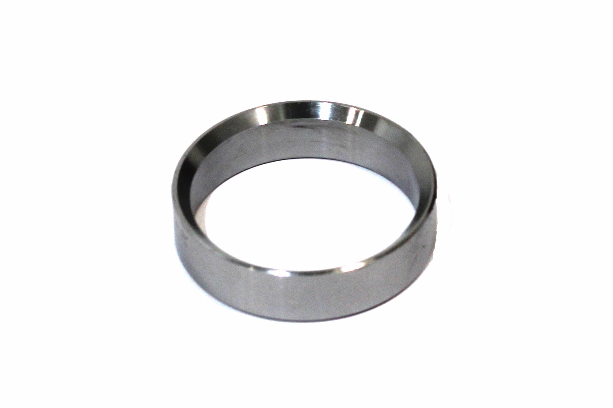 Кольцо манжеты ступицы (втулка сальника) УАЗ