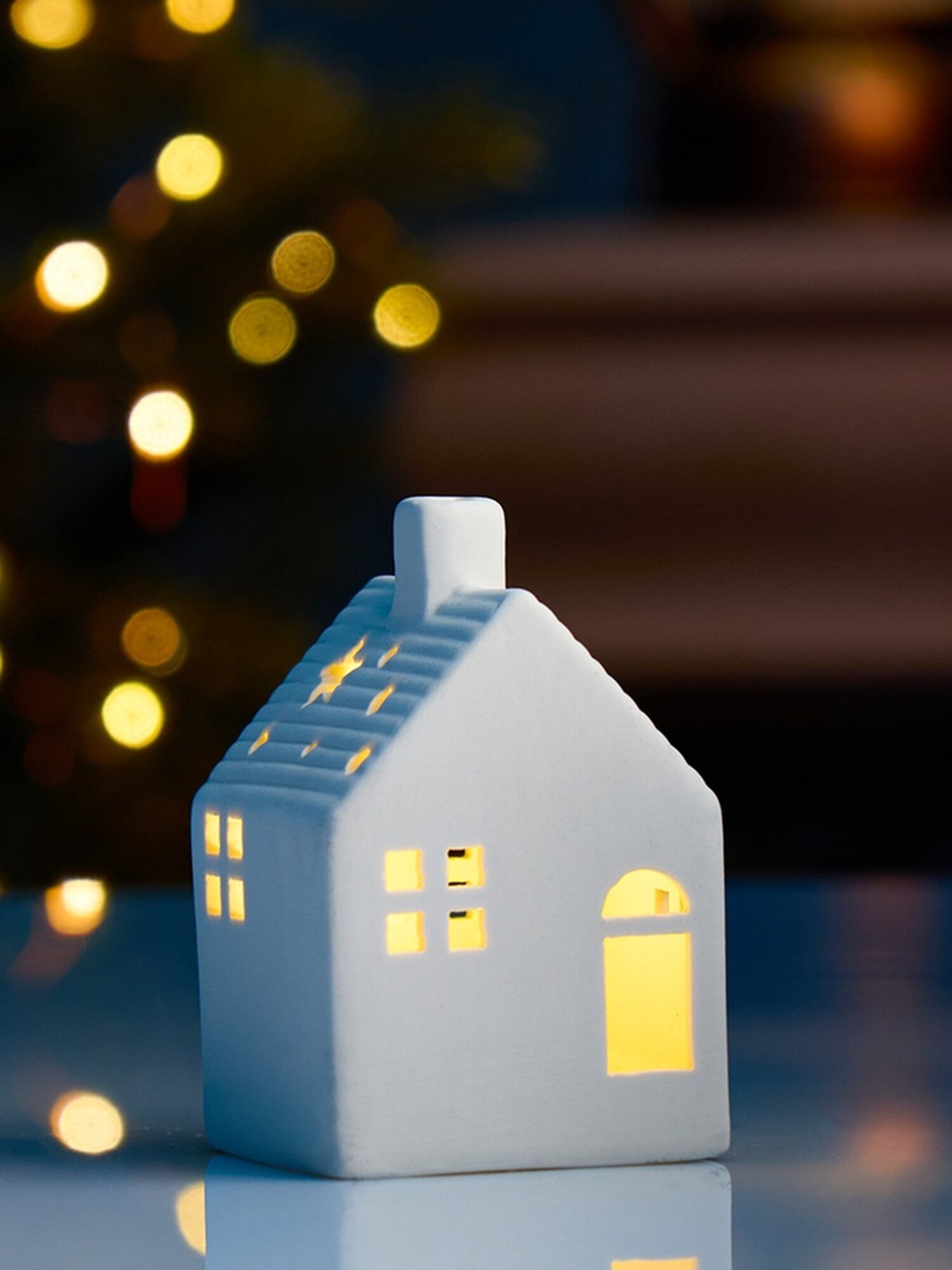 Светодиодная фигура «Дом» 6×6х9.5 см, 1 LED, LR44×3(в компл.), свечение тёплое белое