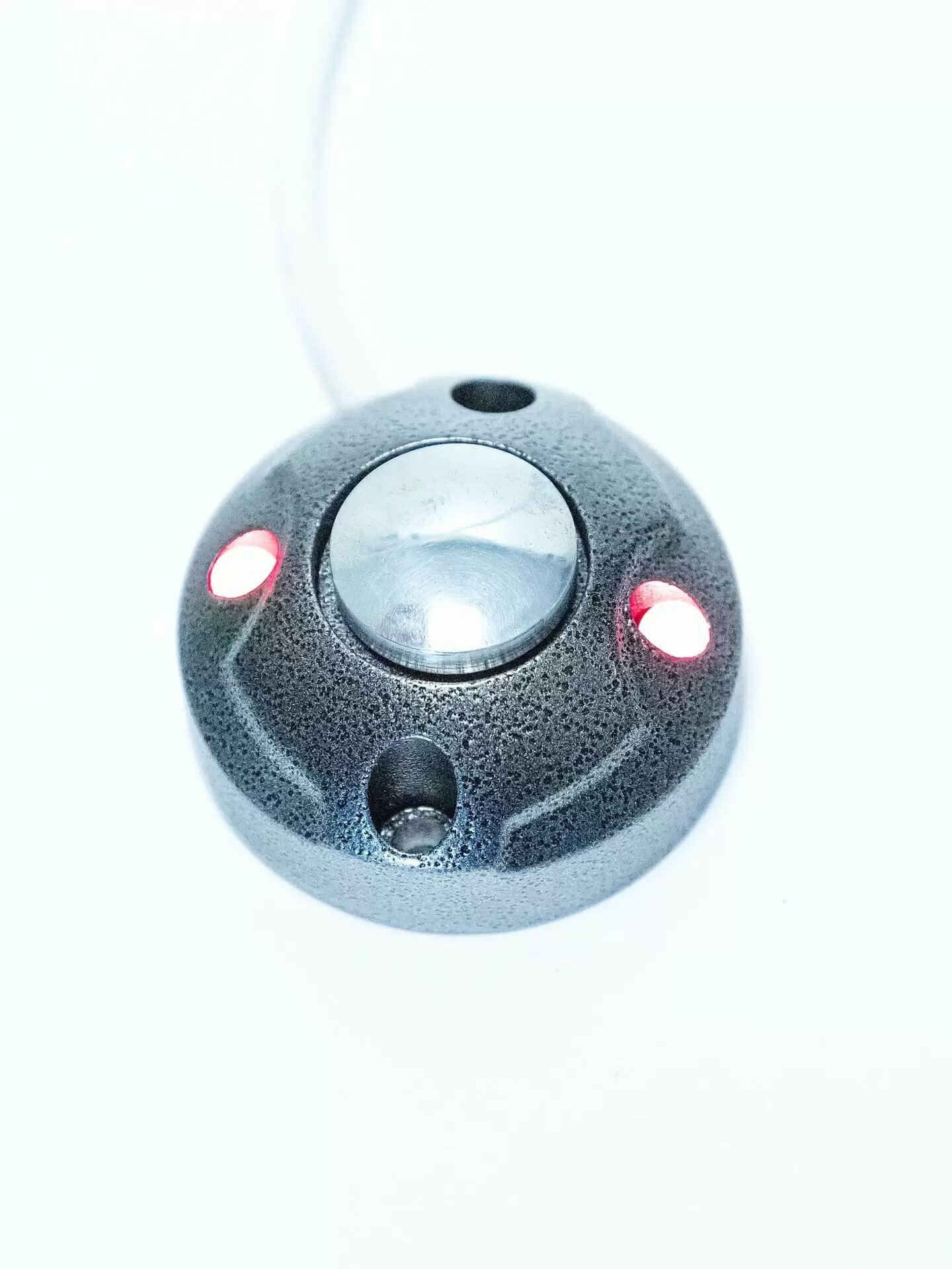 Кнопка выхода накладная с индикацией PUSHка (серебряный антик) металлическая для уличного монтажа