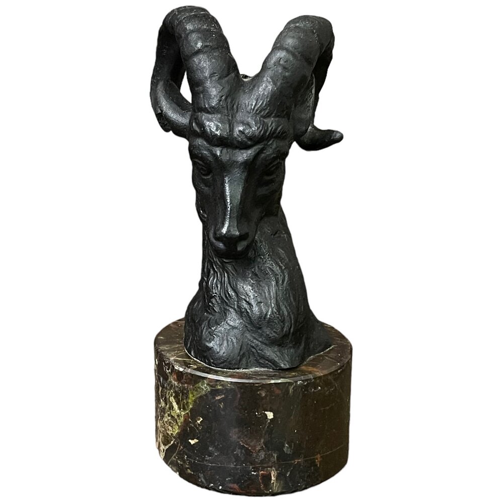Чугунная статуэтка на постаменте "Голова Архара, горного барана" 1960-1970 гг, СССР