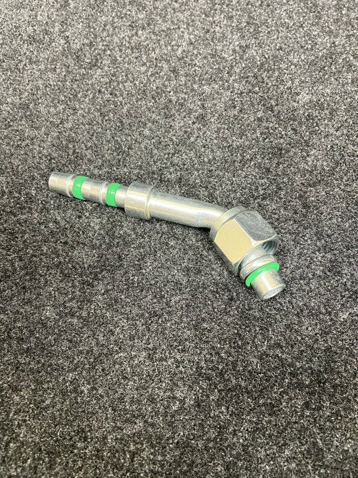 Фитинг стальной O-ring 10мм 45° с резьбой