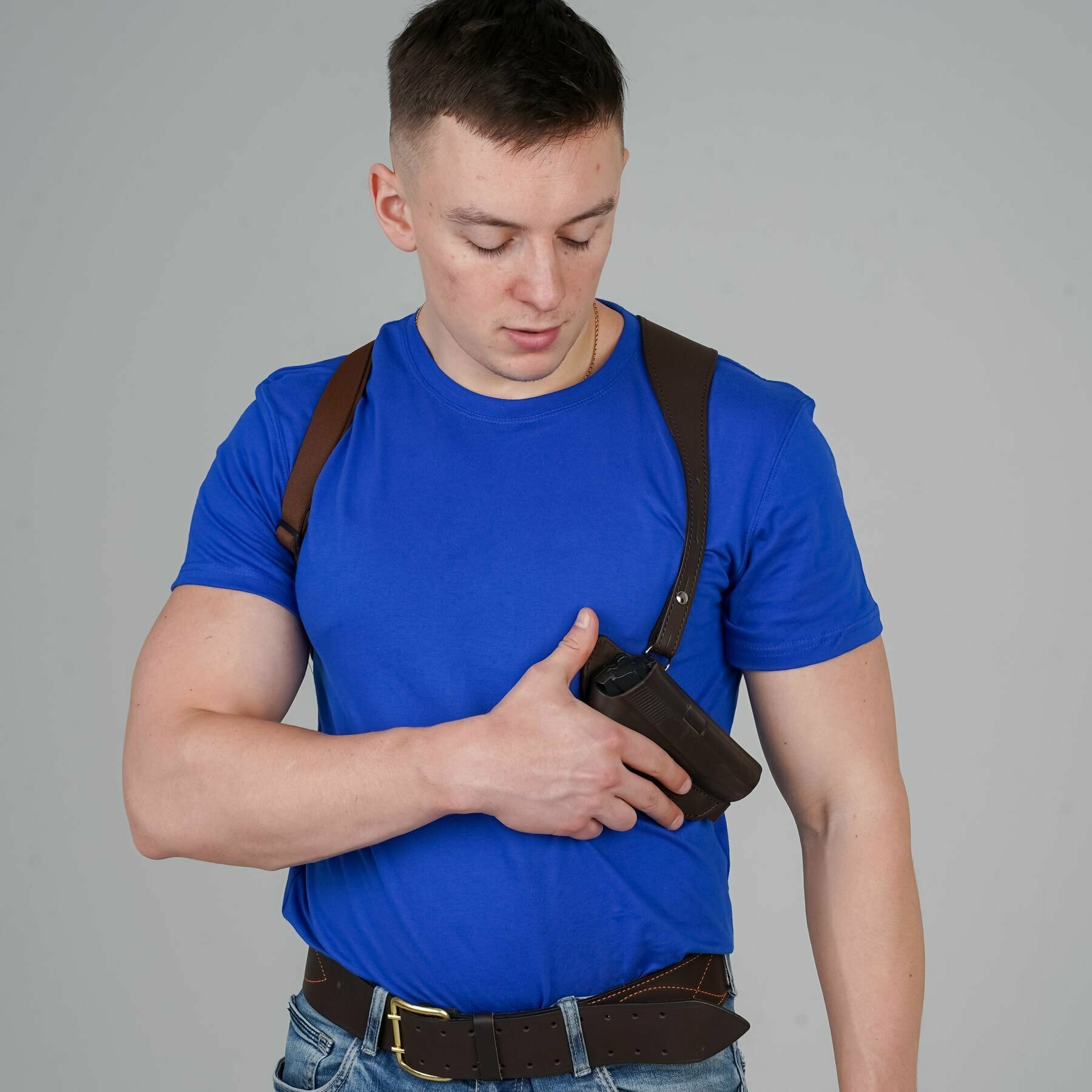 Кобура оперативная наплечная горизонтальная на резинке, формованная с плечевыми ремнями, горизонтального ношения