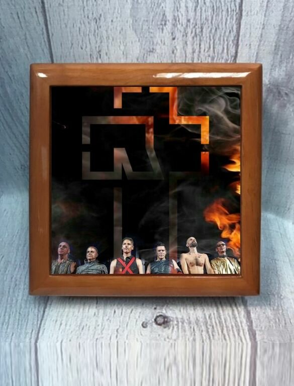 Шкатулка Rammstein, Рамштайн №8