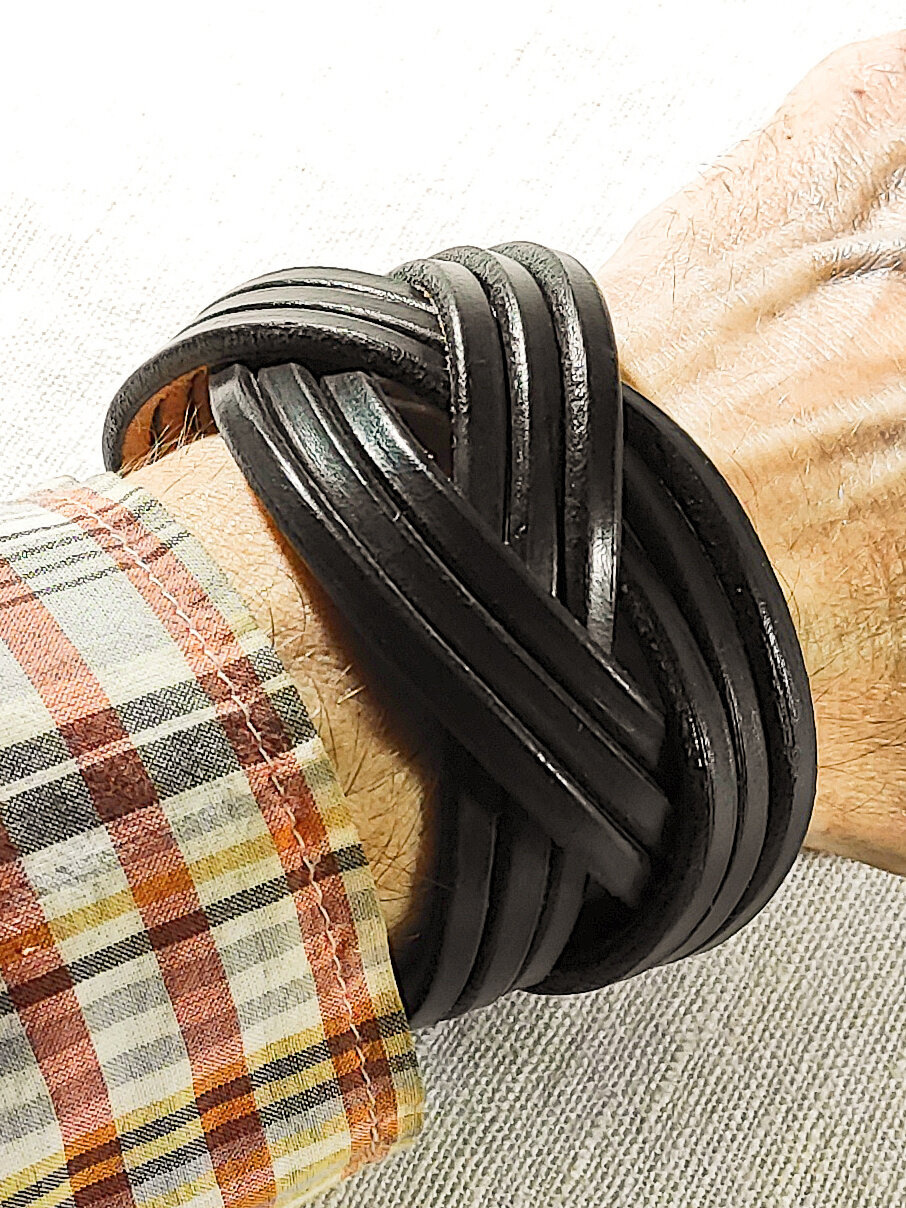 Славянский оберег, плетеный браслет