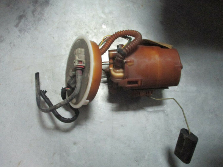 Бензонасос Форд Фокус 1 на 2,3 литра 3S4U9H307BA в сборе сборка для Америки S-61