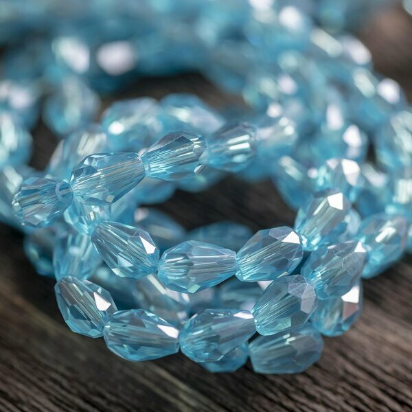 Бусины стеклянные капли капельки 60 шт, граненые, размер 6х4 мм, цвет светло-бирюзовый радужный, 6х4 мм