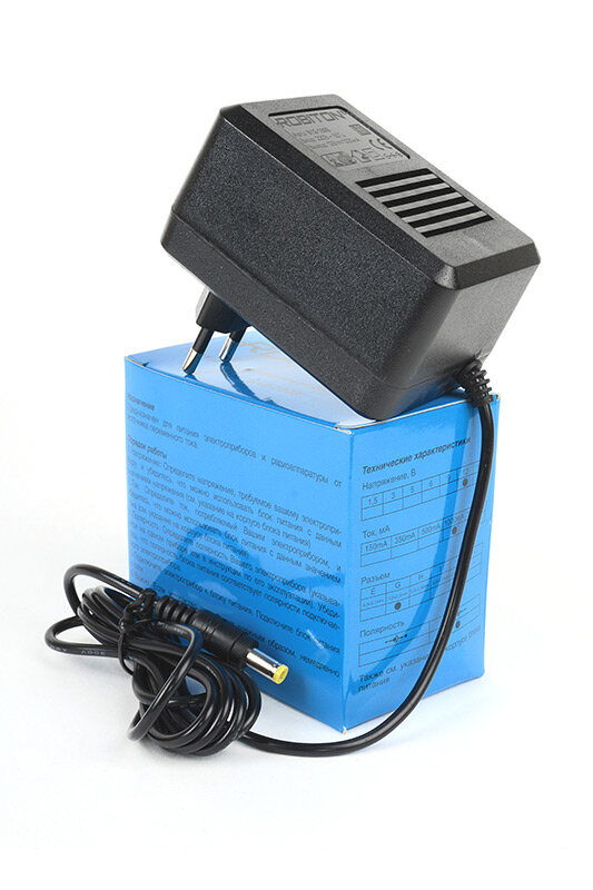 Блок питания ROBITON B12-1000 5.5x2.5