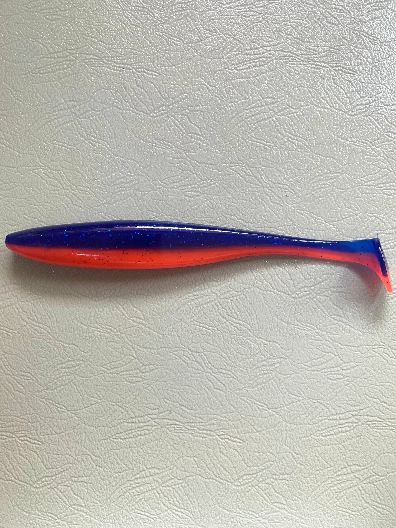 Силиконовая приманка Малёк (Easy minnow) 20 см, 1 шт, Фиолетово-красный (Violet-fire).