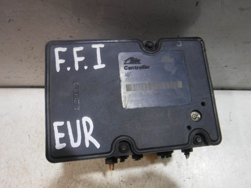 Блок Abs (насос) Ford Focus I 1306742