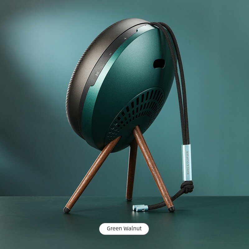 Подставка для динамика B&O Beosound A1 2nd Gen - зеленая с ореховой древесиной настольное размещение