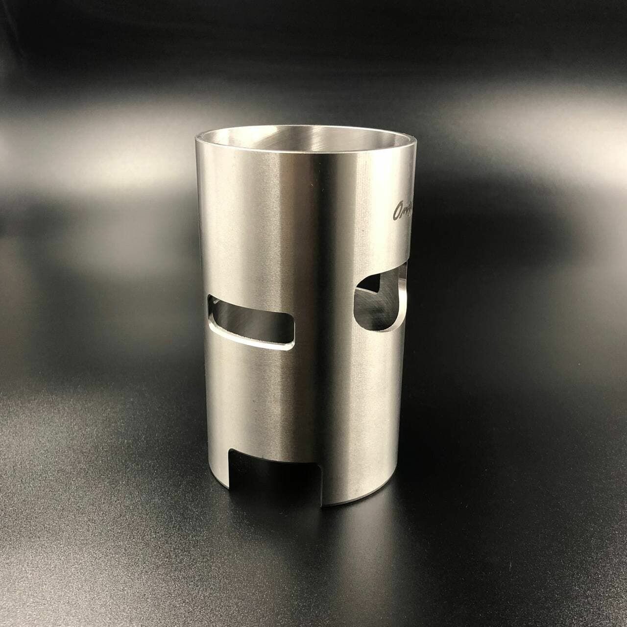 Гильза цилиндра для лодочного мотора Yamaha 40X (Omax), ОЕМ 66T-10935-00