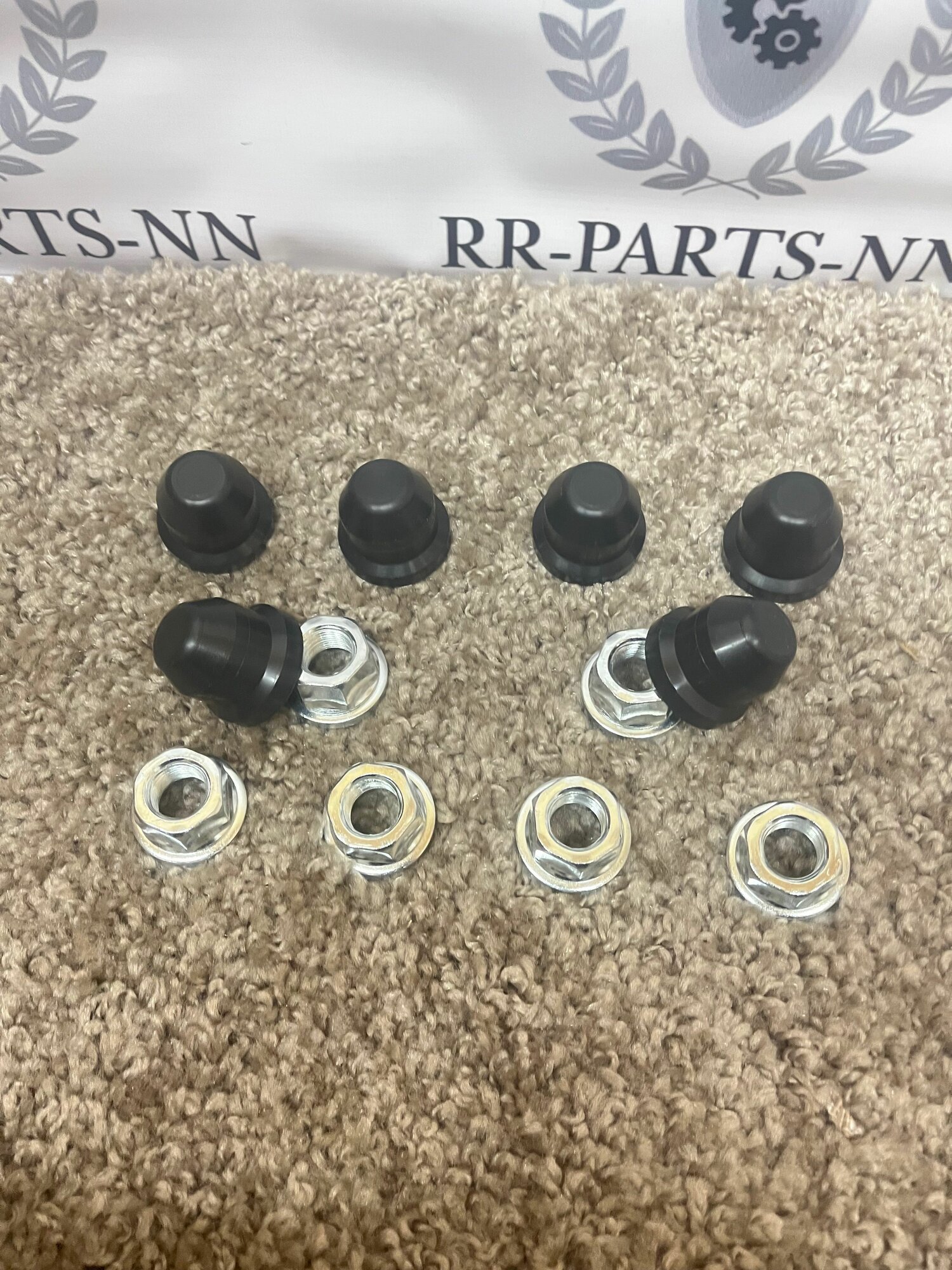 Гайка колеса совместим с а/м Газель 3302 М18х1.5 - (комплект 6гаек)(6колпаков)