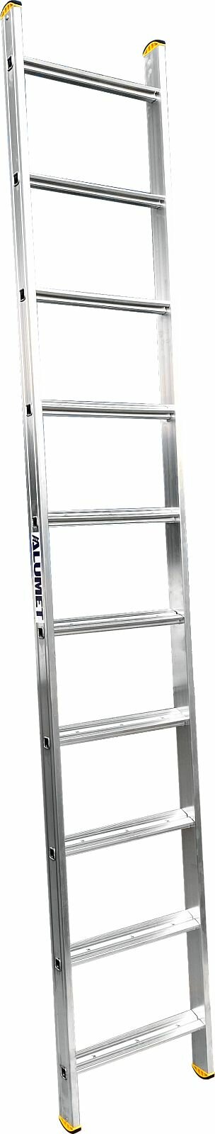 Алюминиевая приставная односекционная лестница Алюмет широкая ступень 62 мм