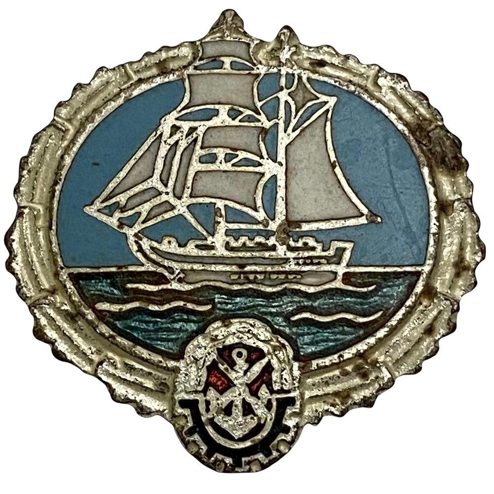 Знак "Общество спорта и техники. За достижения на воде" серебро ГДР 1971-1980 гг. (малый)