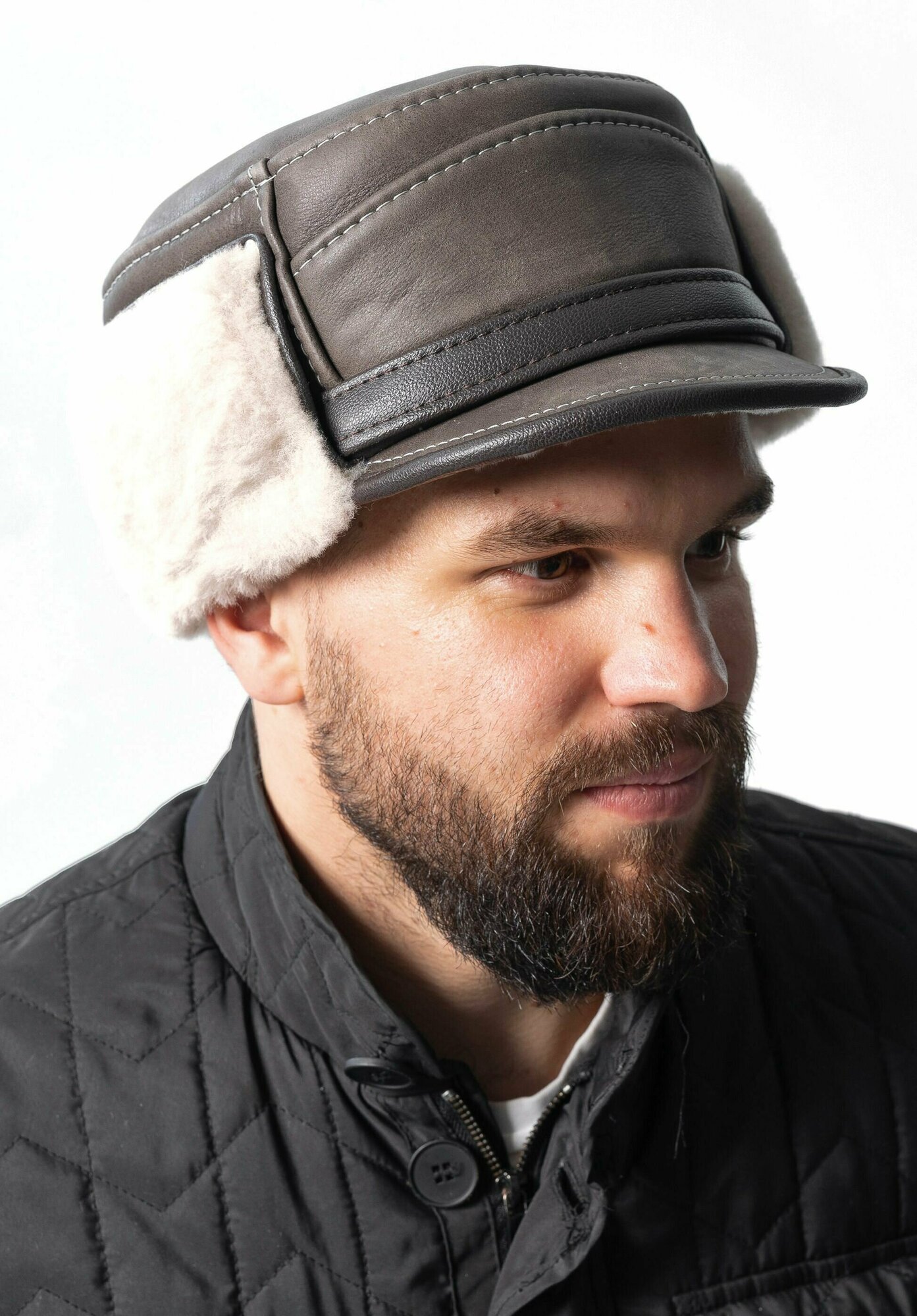 Шапка-ушанка для мужчин