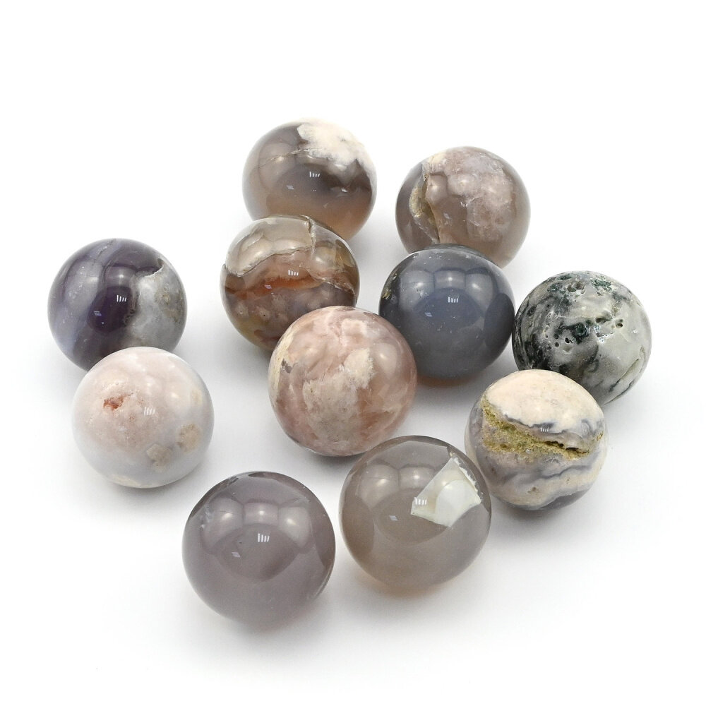 Шарик из агата, диаметр 23-24мм .