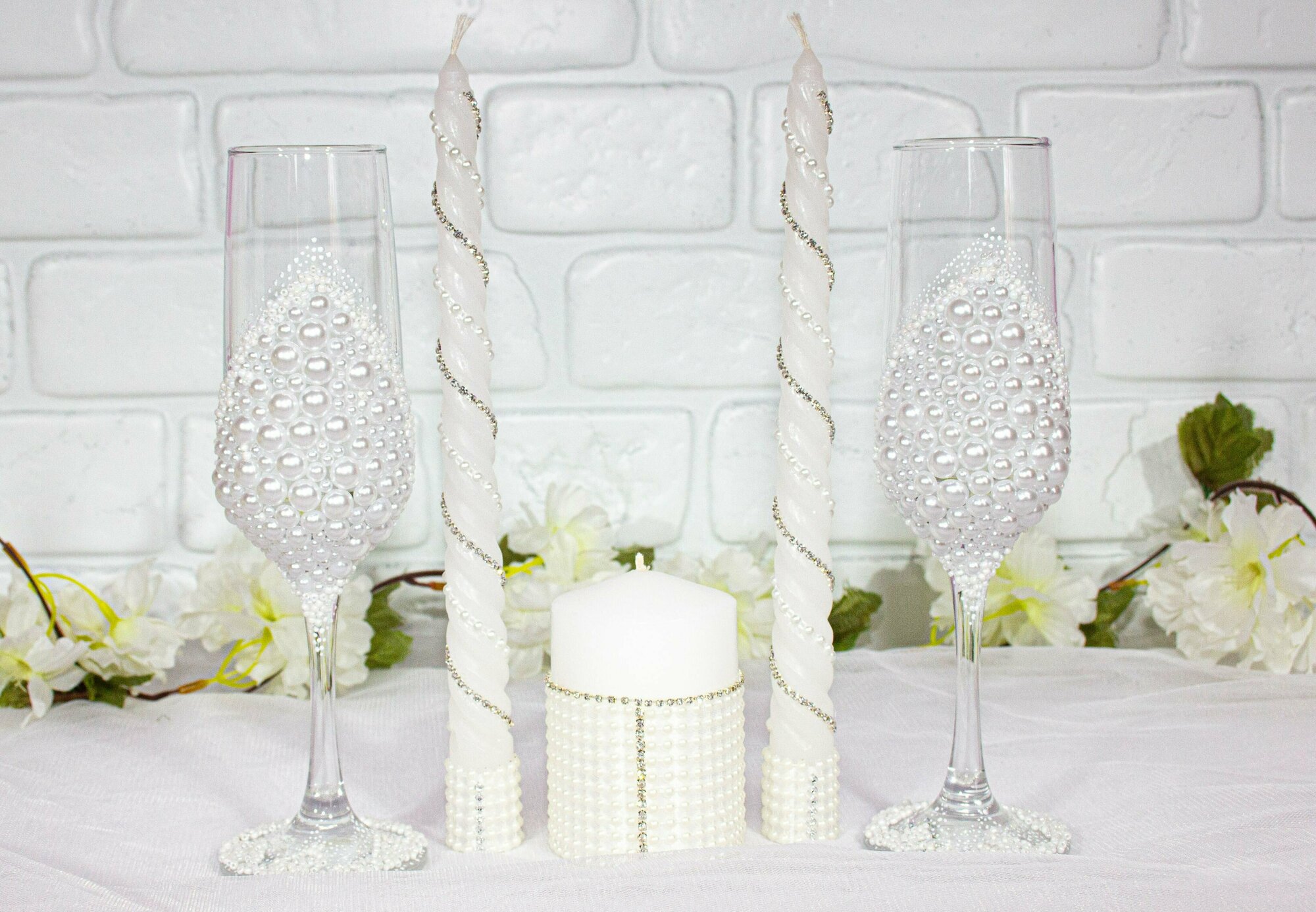 Комплект свадебных бокалов + "Домашний очаг"