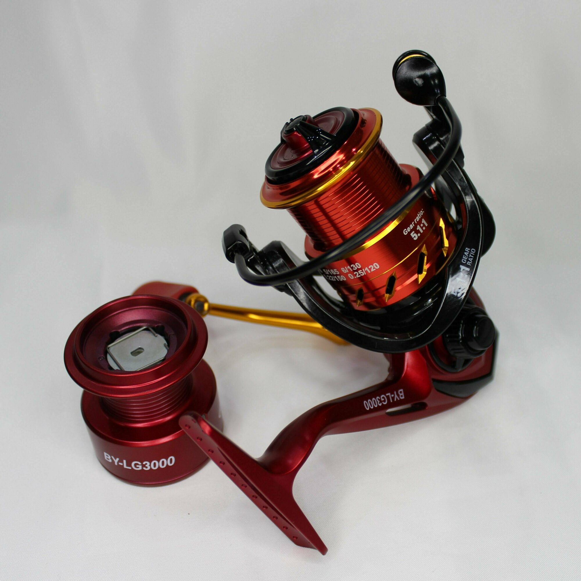 Катушка рыболовная BoyaBy LG 2000 передн. фрикцион 8+1п, 5,1:1