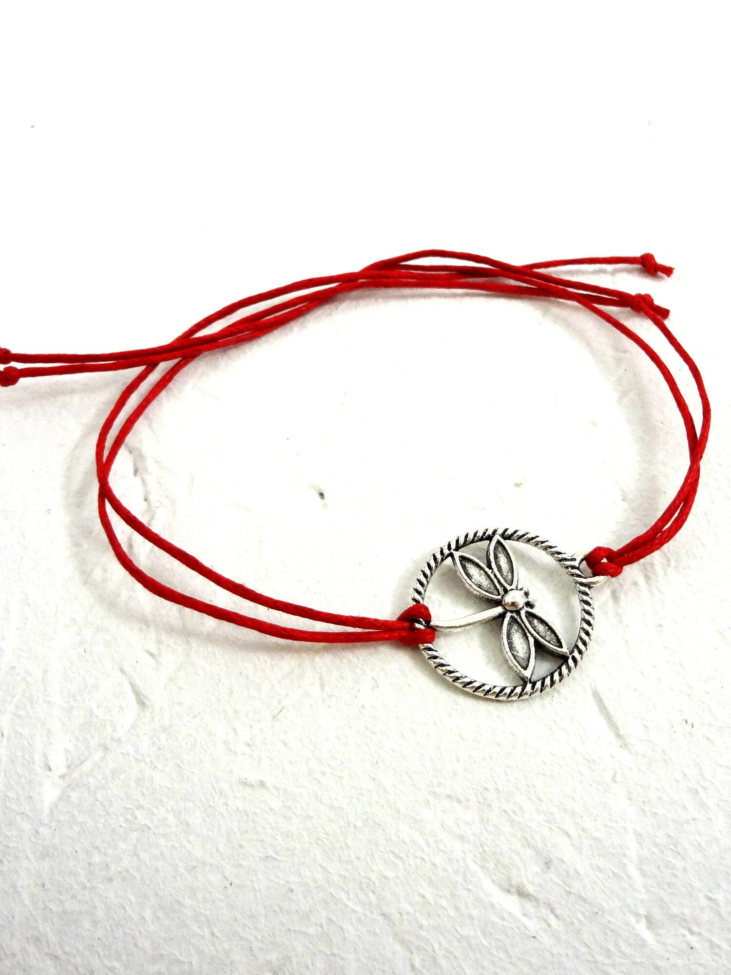 Браслет-нить