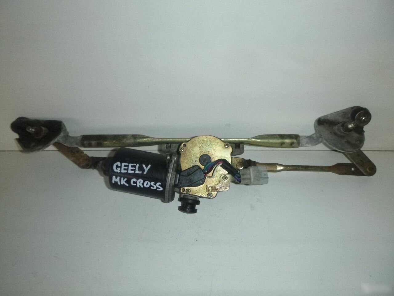 Трапеция стеклоочистителей Geely MK Cross I (2010—2016) 1017002049