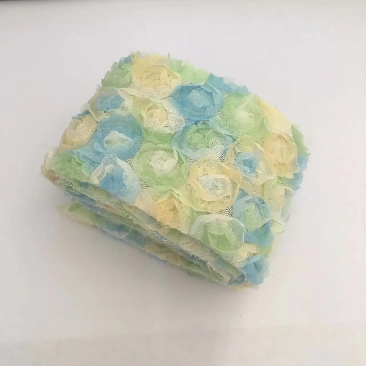 Сетчатая ткань с 3D розами, цвет: Green color, ширина 8cm