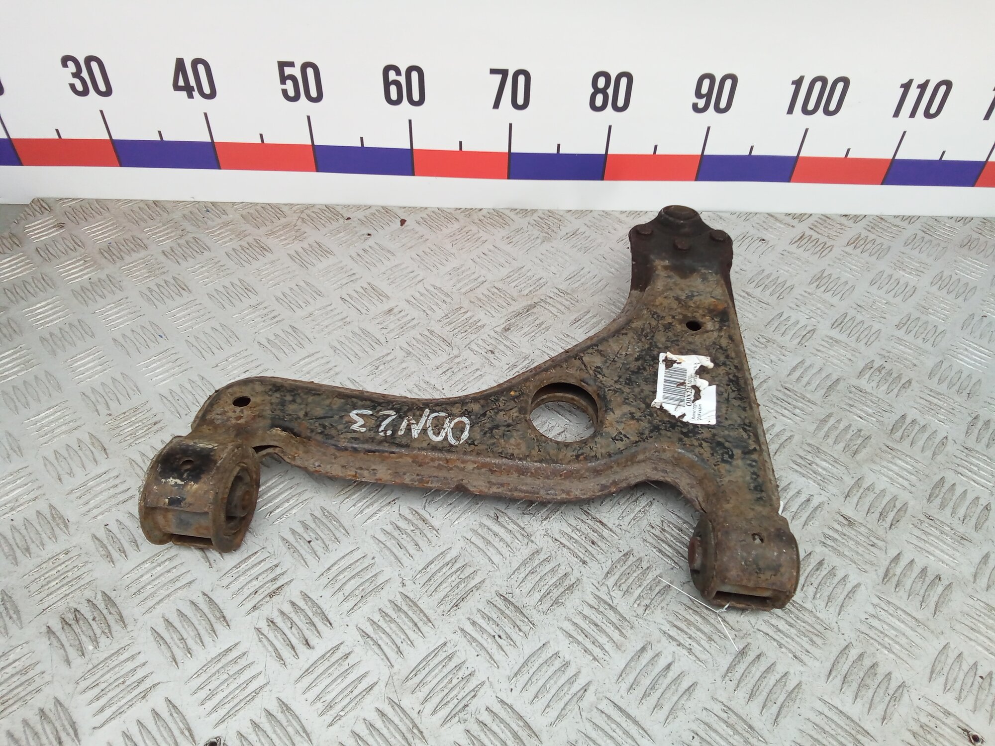 Рычаг передний нижний правый OPEL ASTRA H