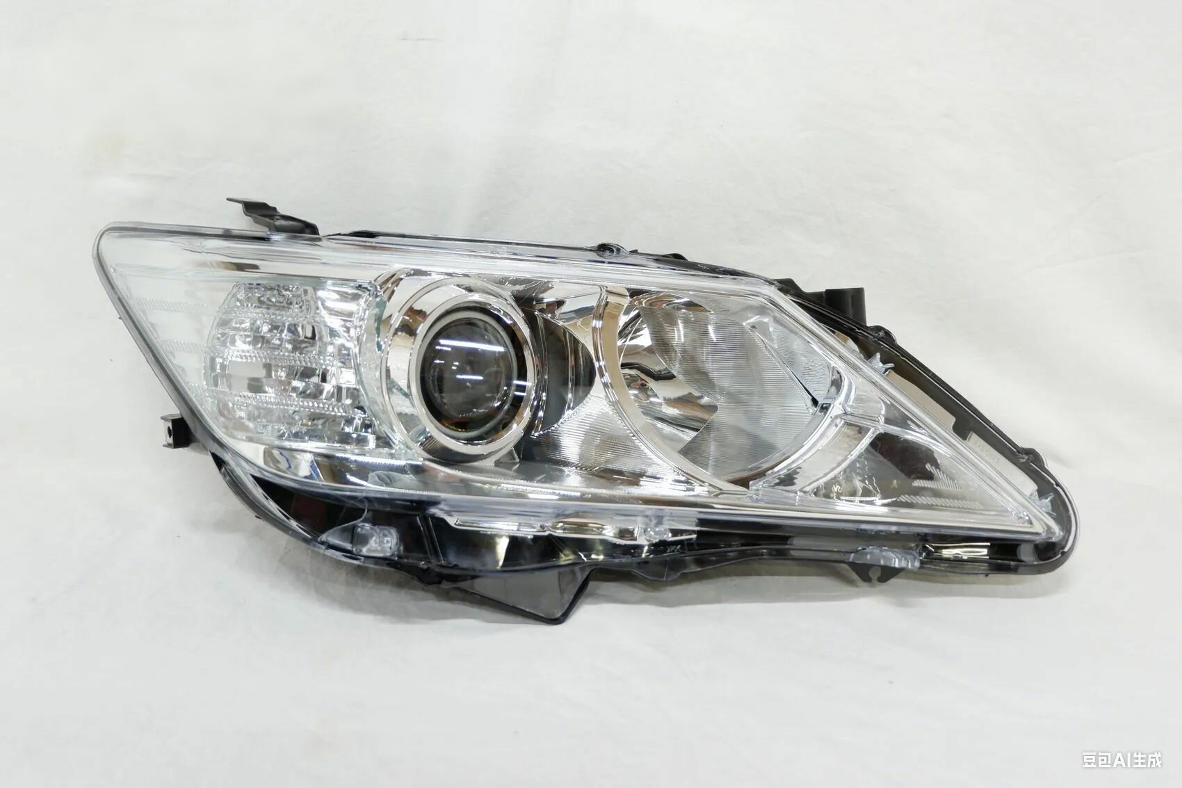 Фара правая Toyota Camry 7 XV50 8113033841, Тойота Камри, год с 2011 по 2014