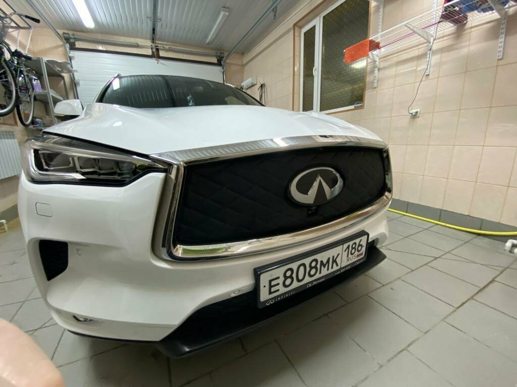 Утеплитель радиатора Infiniti QX50 2017 с рисунком ромбы(комплект)