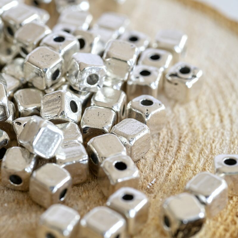 Разделитель для бусин 80 шт. / спейсер, цвет античное серебро, 4х4х4 мм