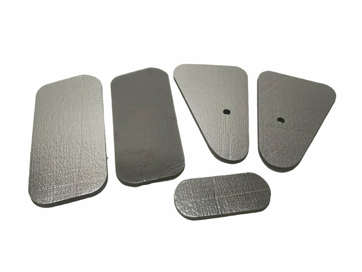 Комплект шумоизоляции капота Лада Ларгус (Изотон ЛМ-15) 15 мм