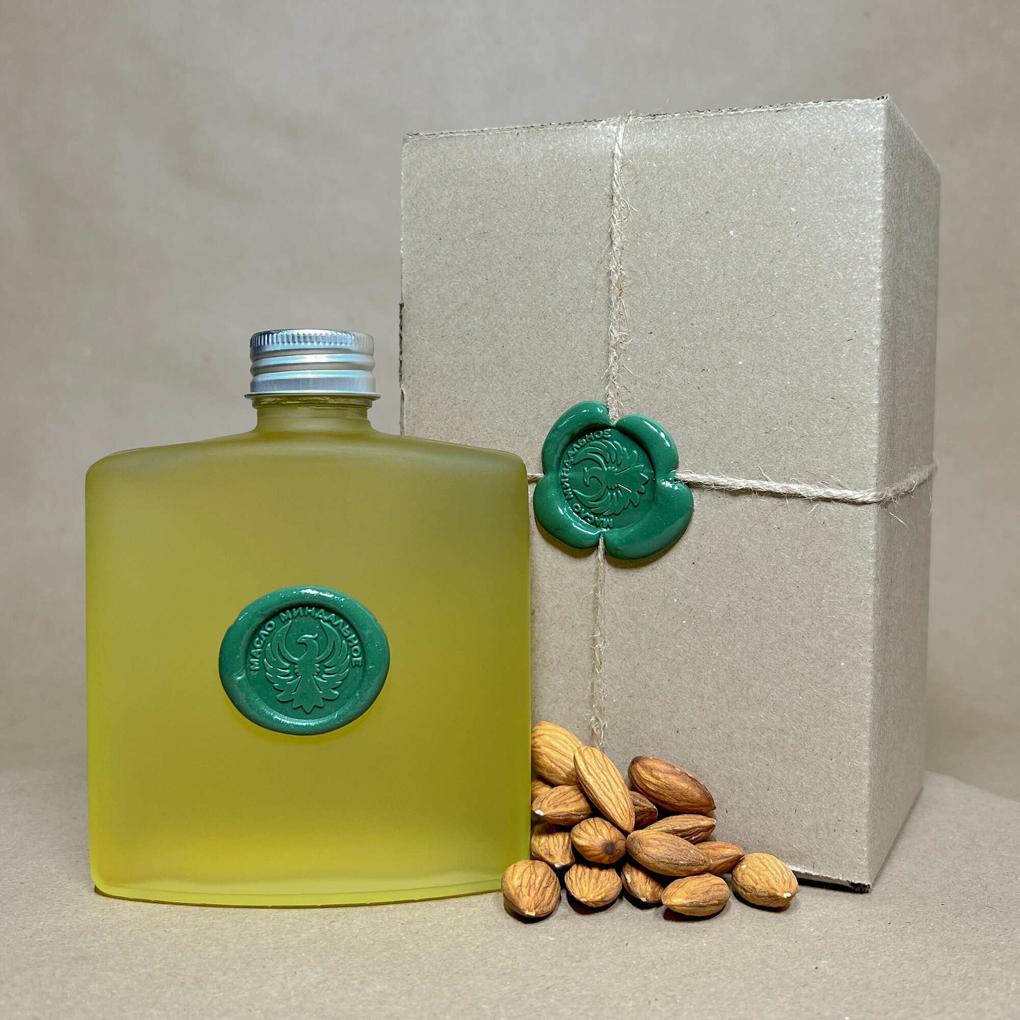 Масло миндальное сыродавленное Vegan Mix 300 мл