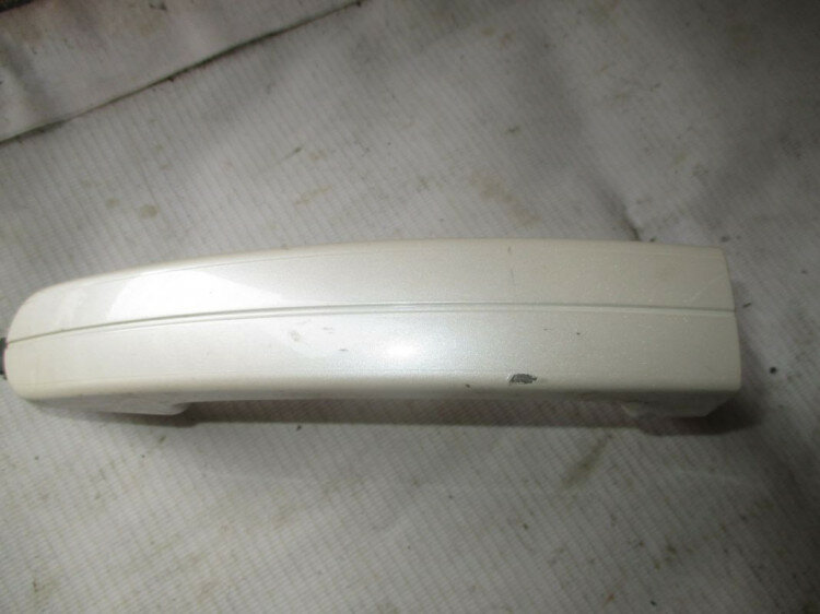 Ручка двери наружная большая 1691718, CV6Z5422404CA, AM51U212404CAW Форд Фокус 3 - Бежевая