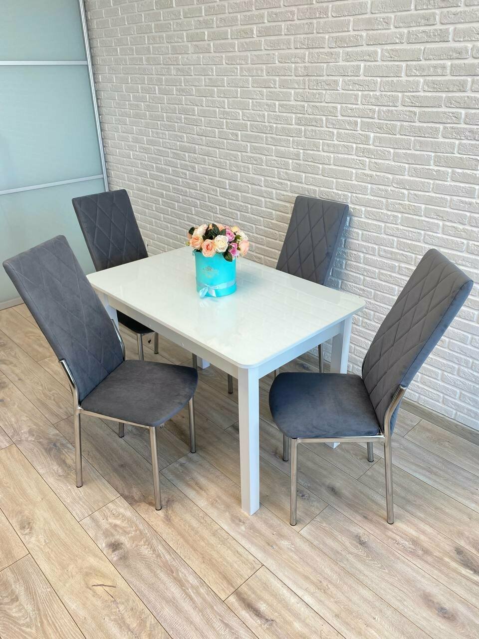 Кухонный стол и стулья, обеденная группа