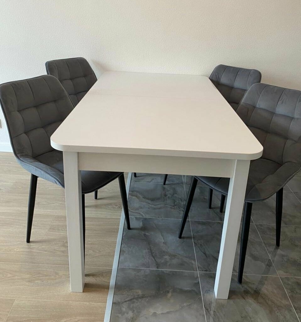 Кухонный стол и стулья, обеденная группа