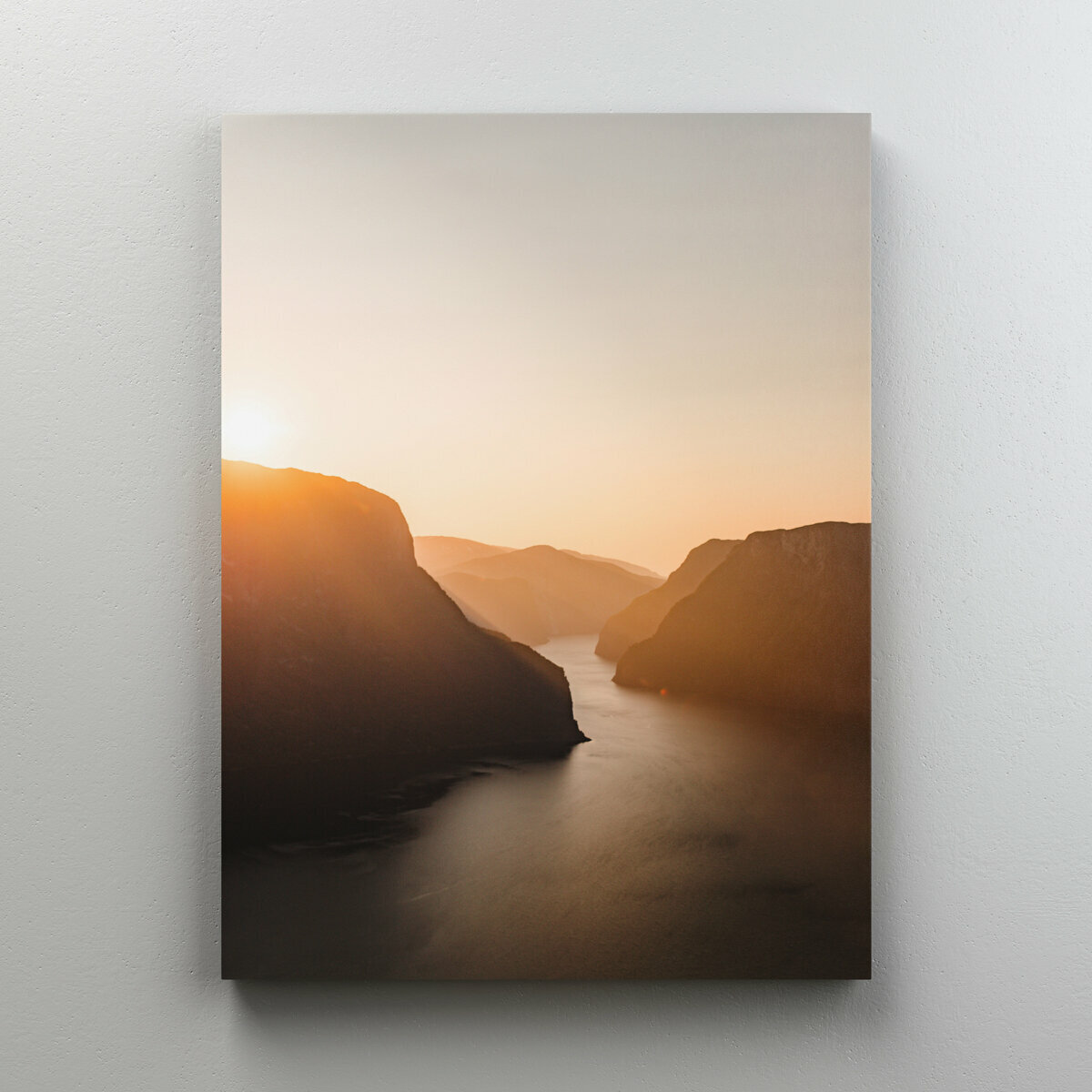 Интерьерная картина на холсте "Рассвет в горах" пейзаж, размер 22x30 см