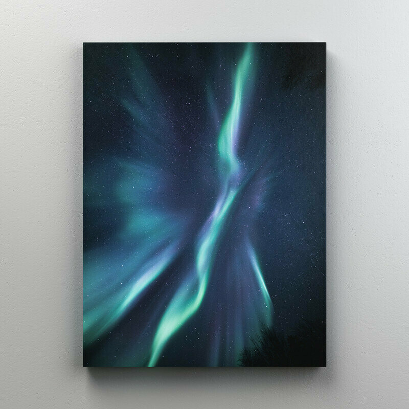Интерьерная картина на холсте "Зеленое северное сияние на небе" размер 22x30 см