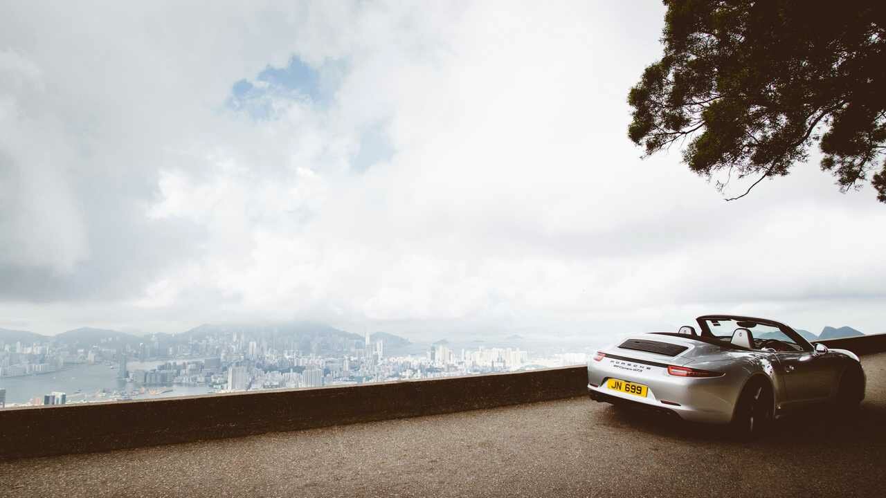 Картина на холсте 110x60 LinxOne "Машины машина тачки авто" интерьерная для дома / на стену / на кухню / с подрамником