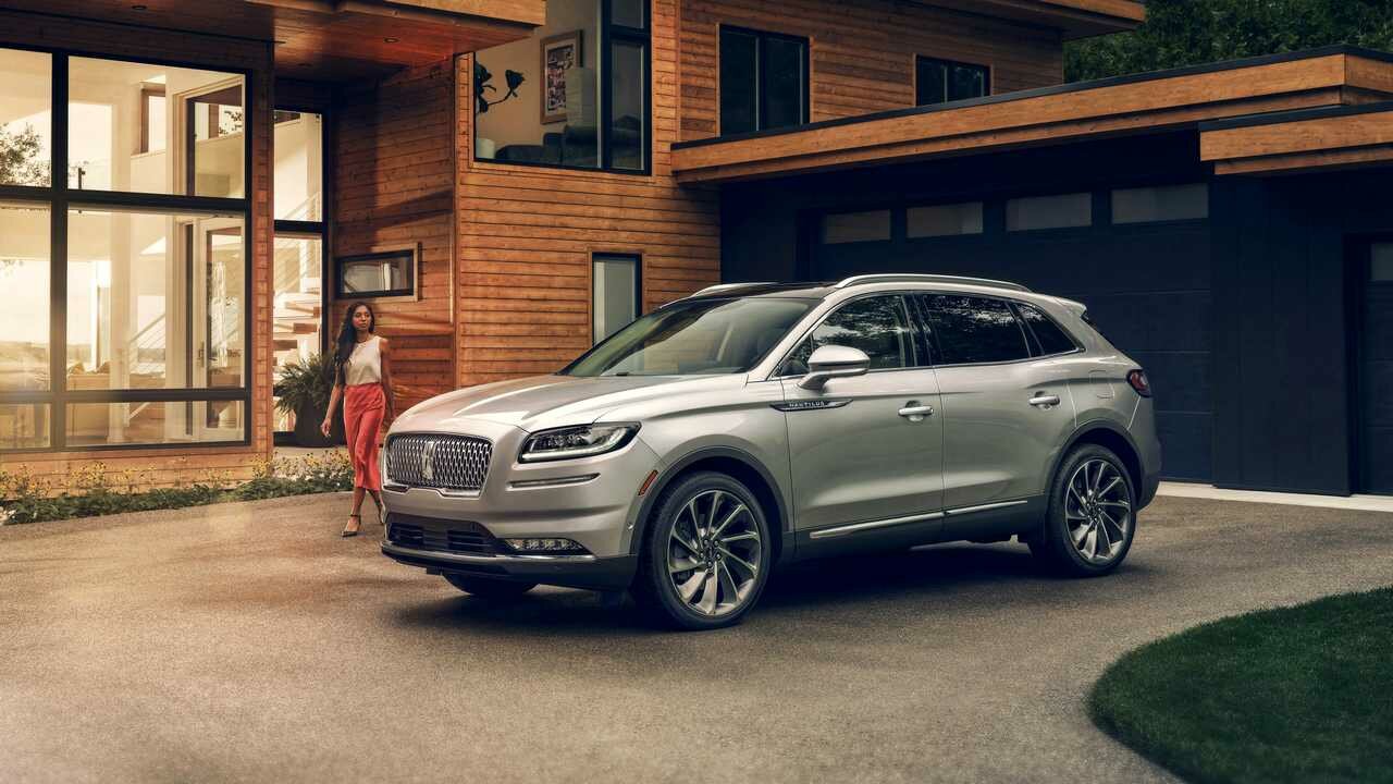 Картина на холсте 110x60 LinxOne "Автомобиль Lincoln Nautilus" интерьерная для дома / на стену / на кухню / с подрамником