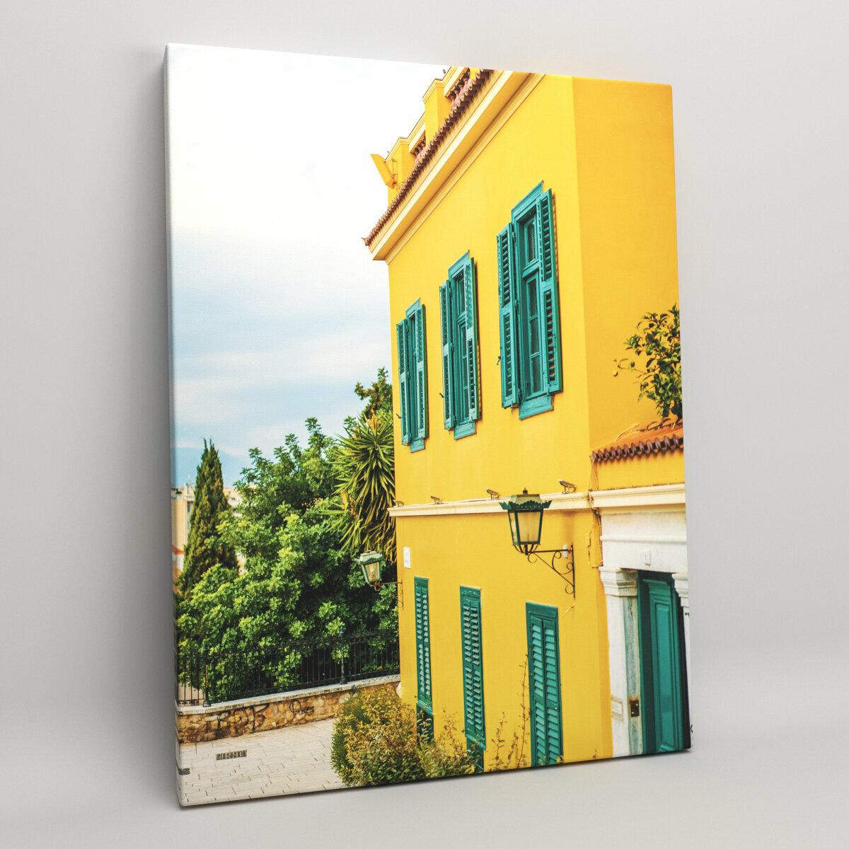 Картина на холсте (интерьерный постер) "Желтый дом в Греции", с деревянным подрамником, размер 30x40 см