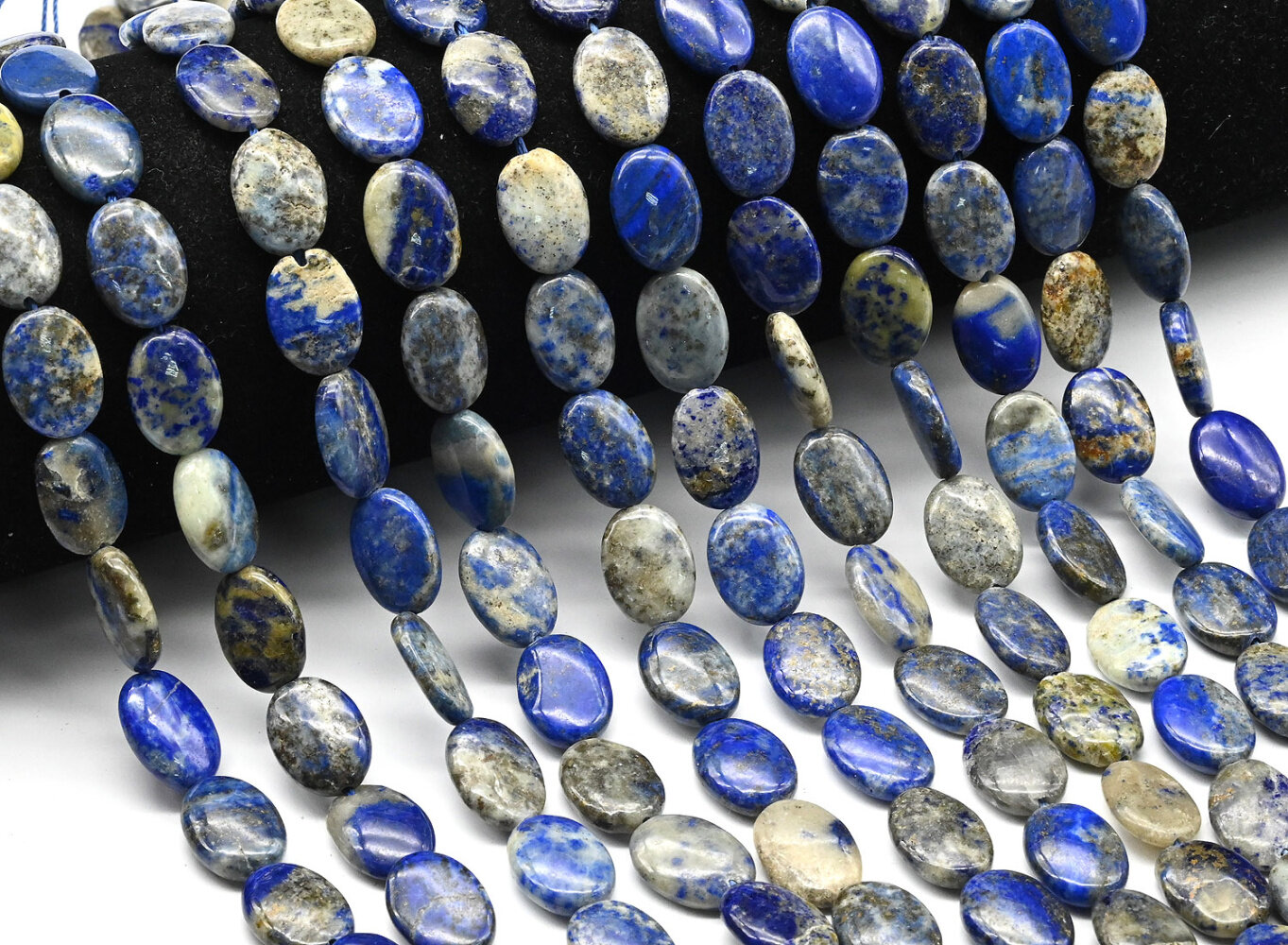 Бусины из лазурита афганского овал 10*13мм, 36см, 27 бусин .