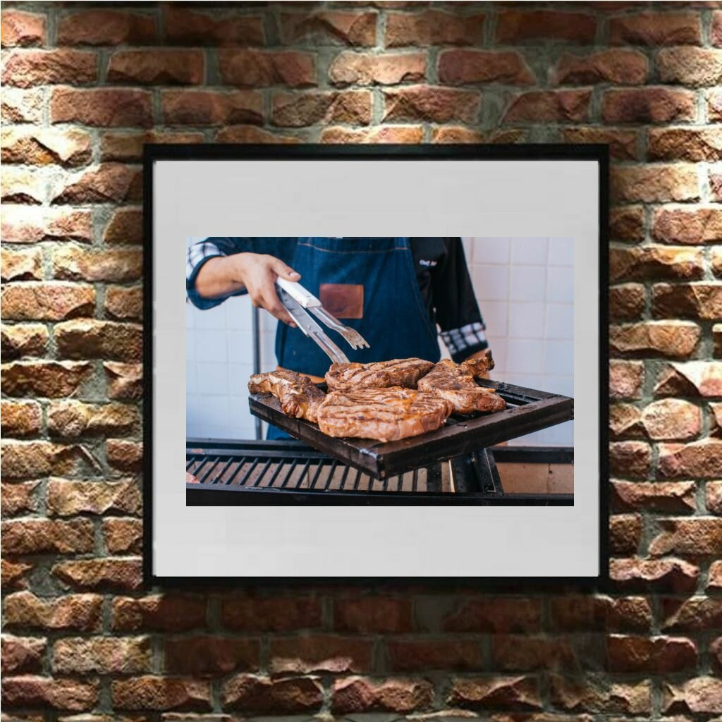 Плакат "Аппетитное мясо" Cool Eshe из коллекции "Интерьеры на любой вкус", плакат А4 для кухни, кафе или ресторана (29,7 х 21 см)