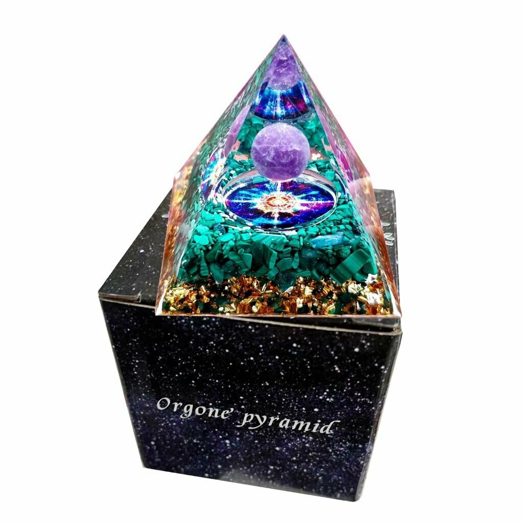 Резной кристалл из натурального камня для духовной защиты